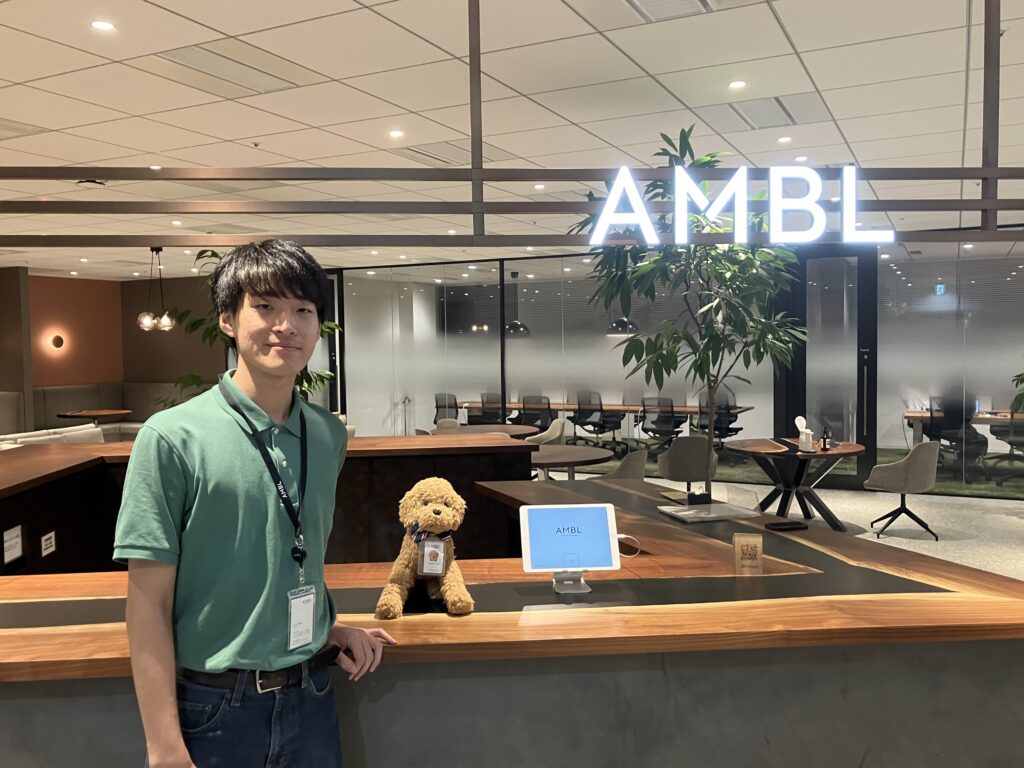 AMBLで働く社員の1日 vol.2（エンジニアYさん）｜COLORS