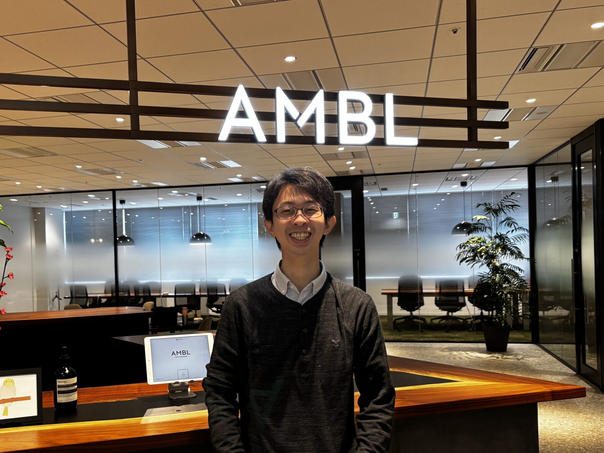 AMBLで働く社員の1日 vol.4（AIエンジニア Tさん）｜COLORS